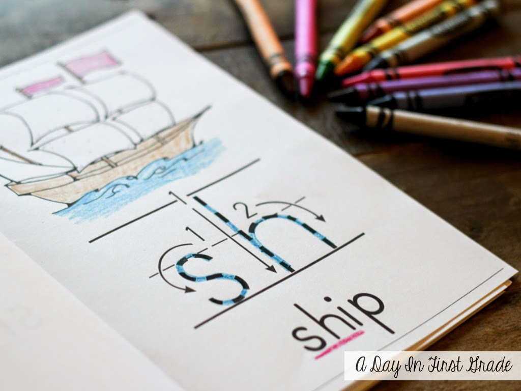 Freebielicious: Digraph Reader Freebie!