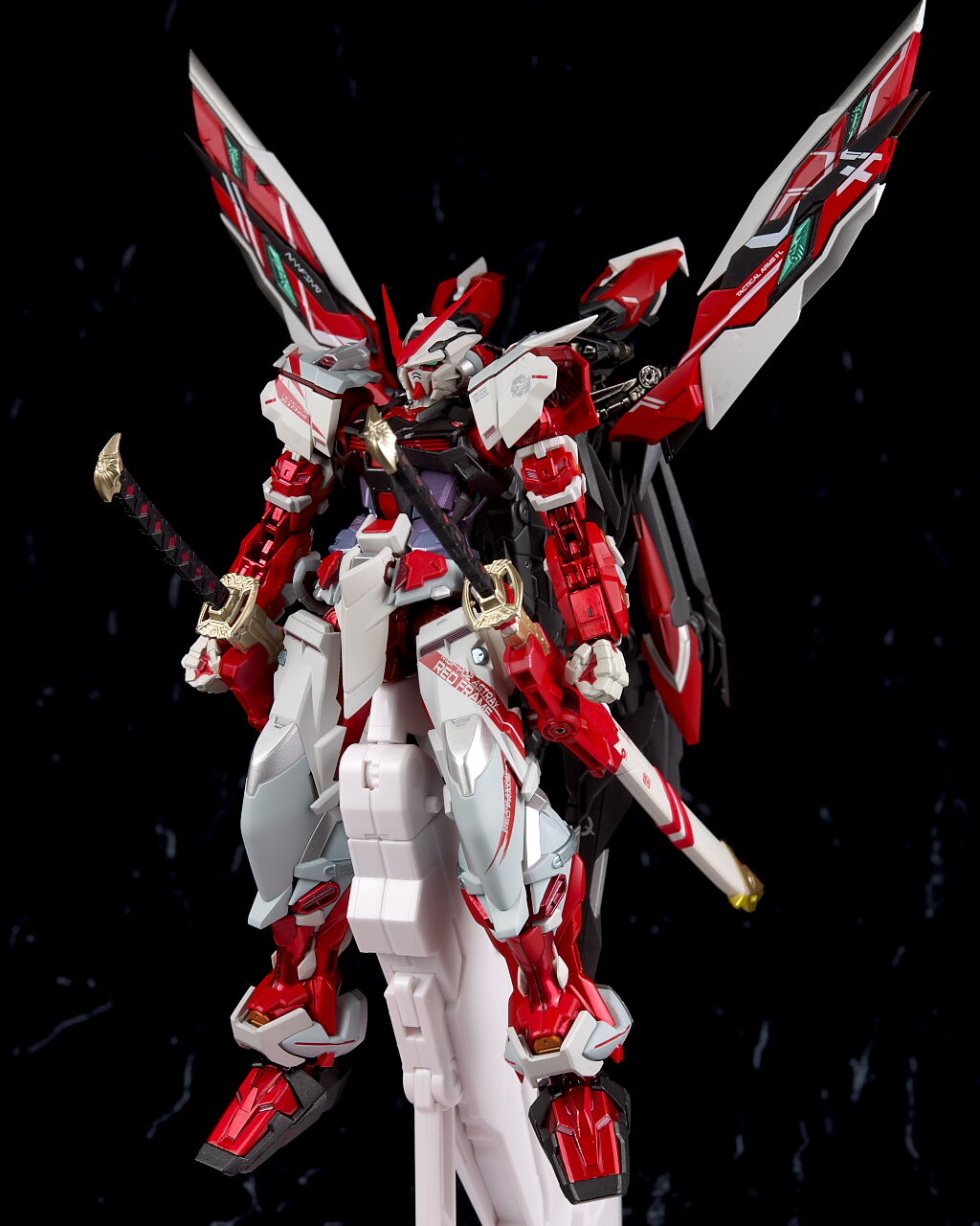 [ Review ] - Metal Build - Gundam Astray Red Frame Kai Alternative Strike