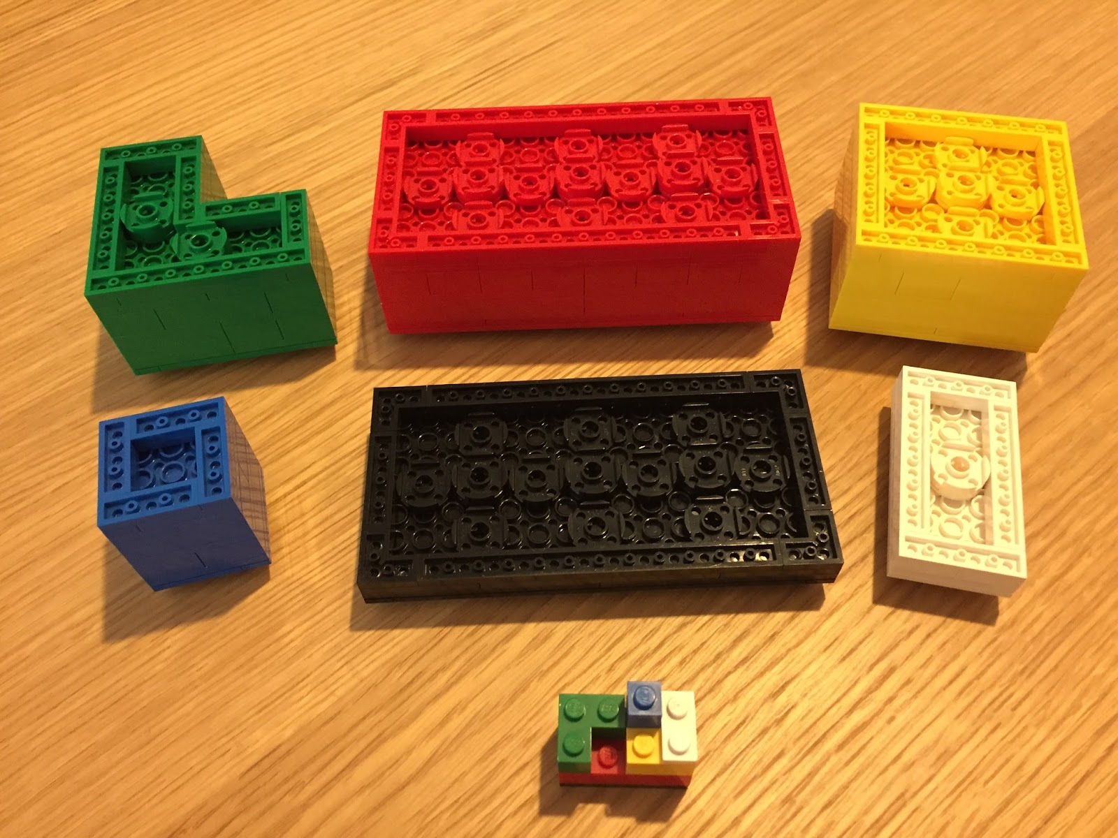 Benny's Bricks Bricks BRICKS! LEGO Fan Blog: Custom LEGO - 1:4 scale ...