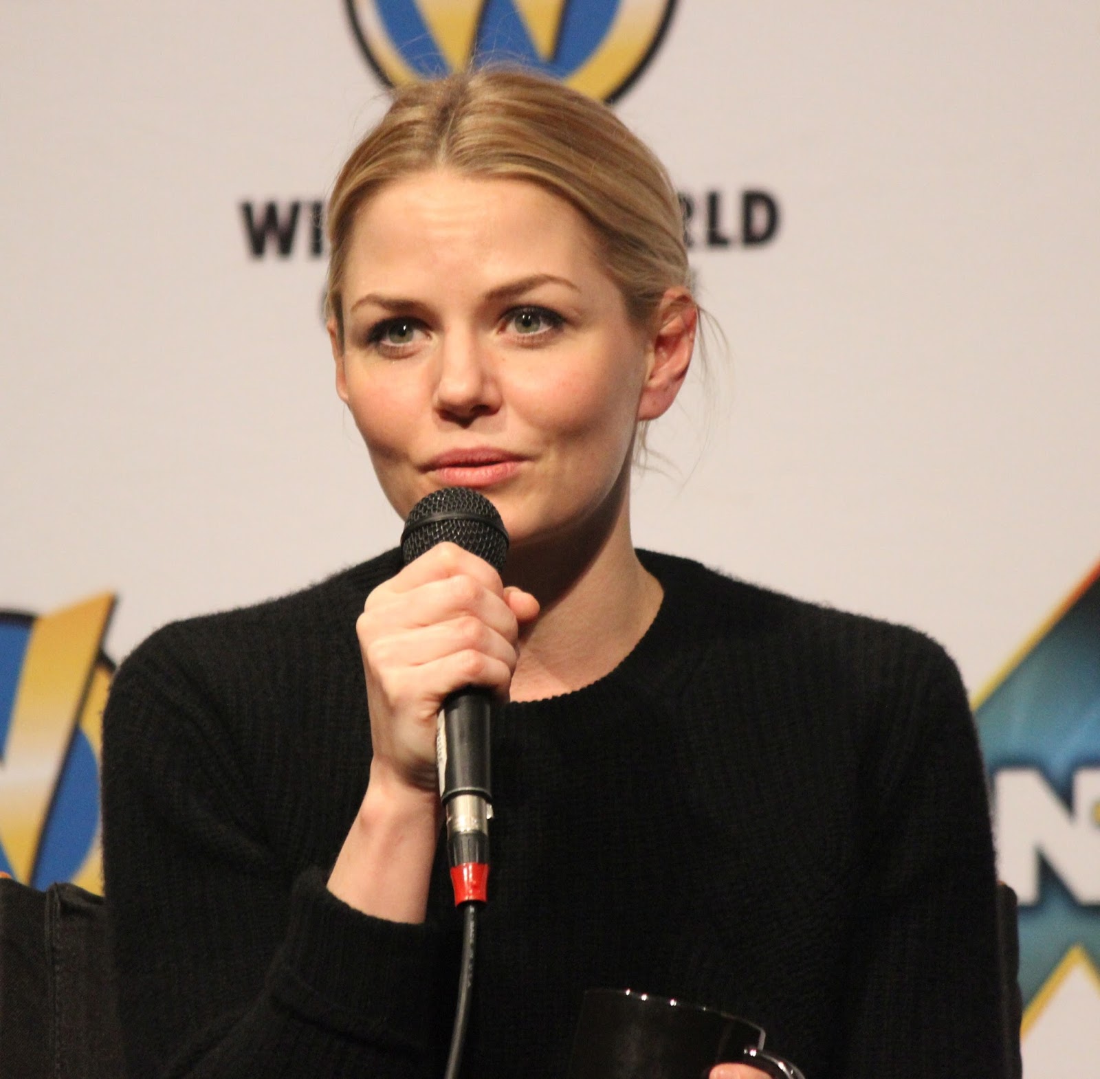 Jennifer Morrison || Wizard World Comic Con - Panel | February 21, 2016 ...