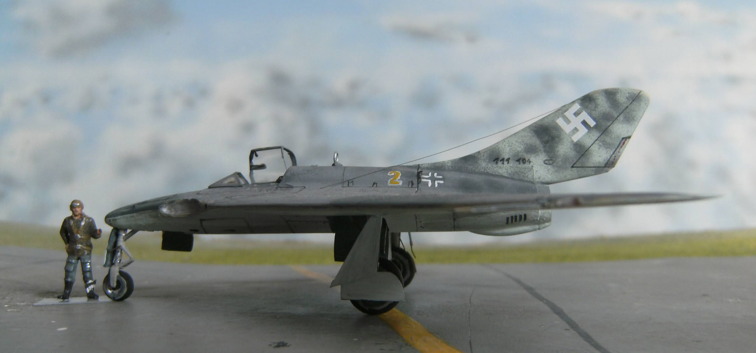 Happyscale-Modellbau: Messerschmitt Me P.1111 - airmodel resin-kit 1/72