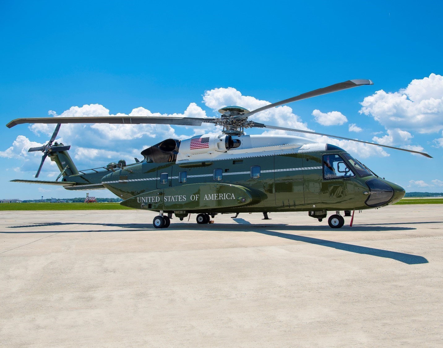 SNAFU!: The new Marine One looks good...
