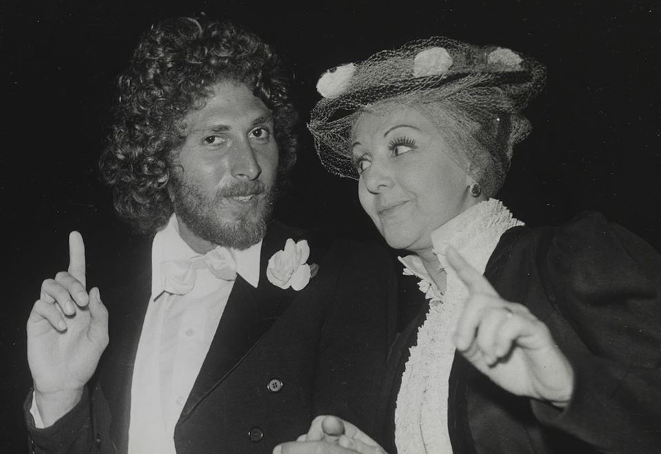 Astros em Revista: REINALDO GONZAGA - O GALÃ CANTOR