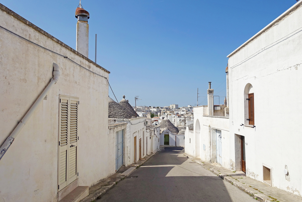Endless Traveling Map: The Magical Fairy Tale Town of Alberobello, Italy
