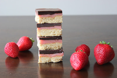 PicNic: Strawberry Chocolate Bars