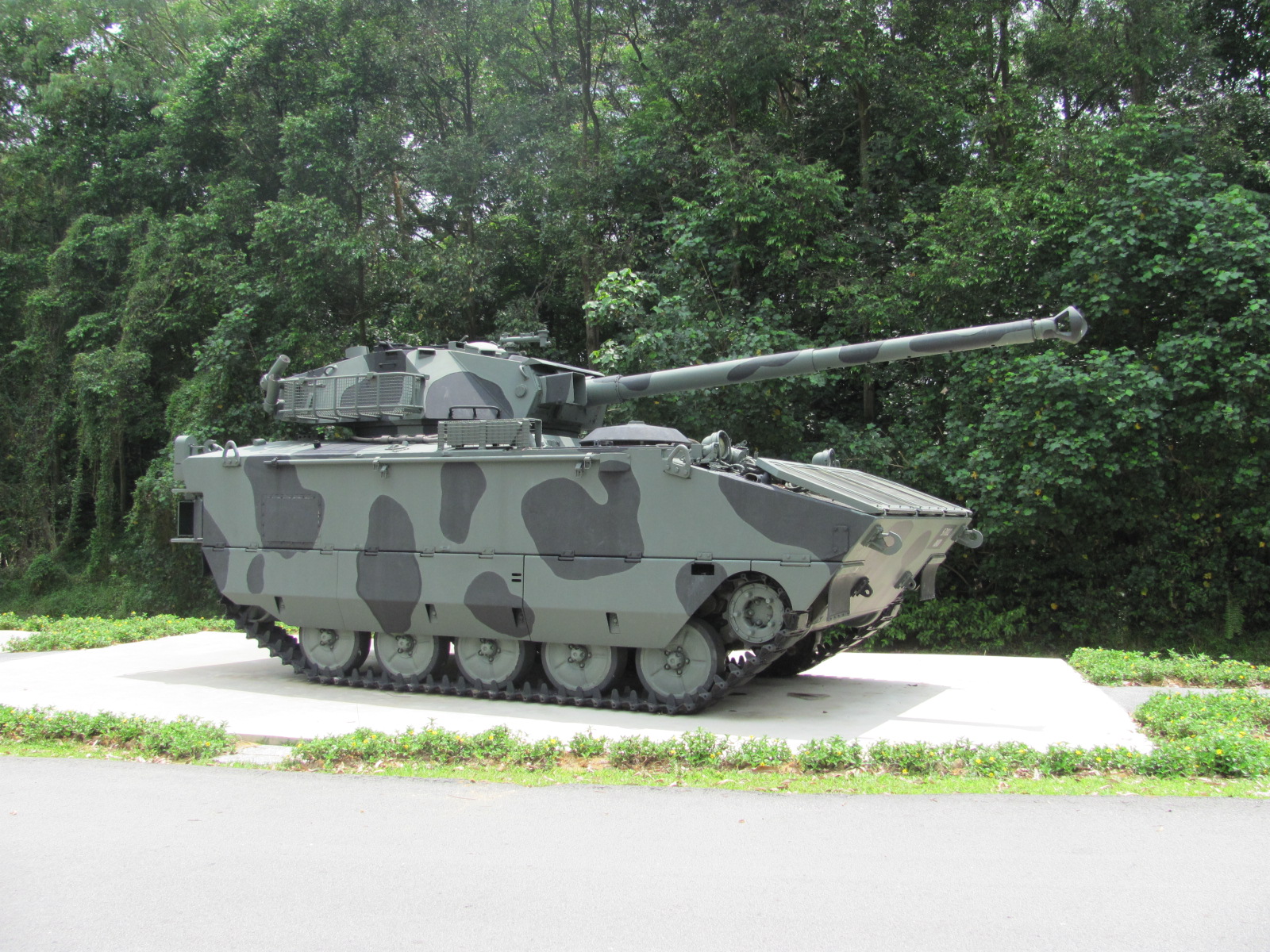 Singapore Scale Modelling: AMX-10P at the Singapore Army Museum