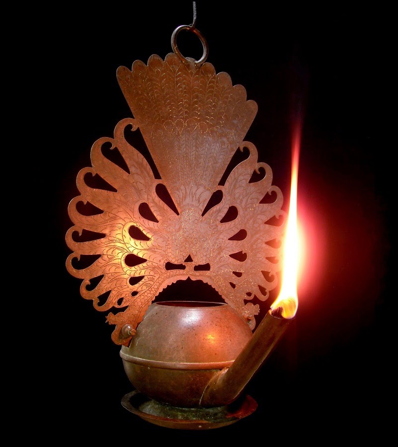 PATINA FOLK & ETHNOGRAPHIC ART: BLENCONG JAVANESE SHADOW PUPPET OIL LAMP