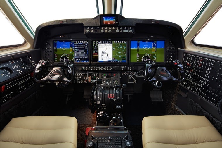 King Air Ale: Cockpit King Air C90GTx com painel Proline Fusion