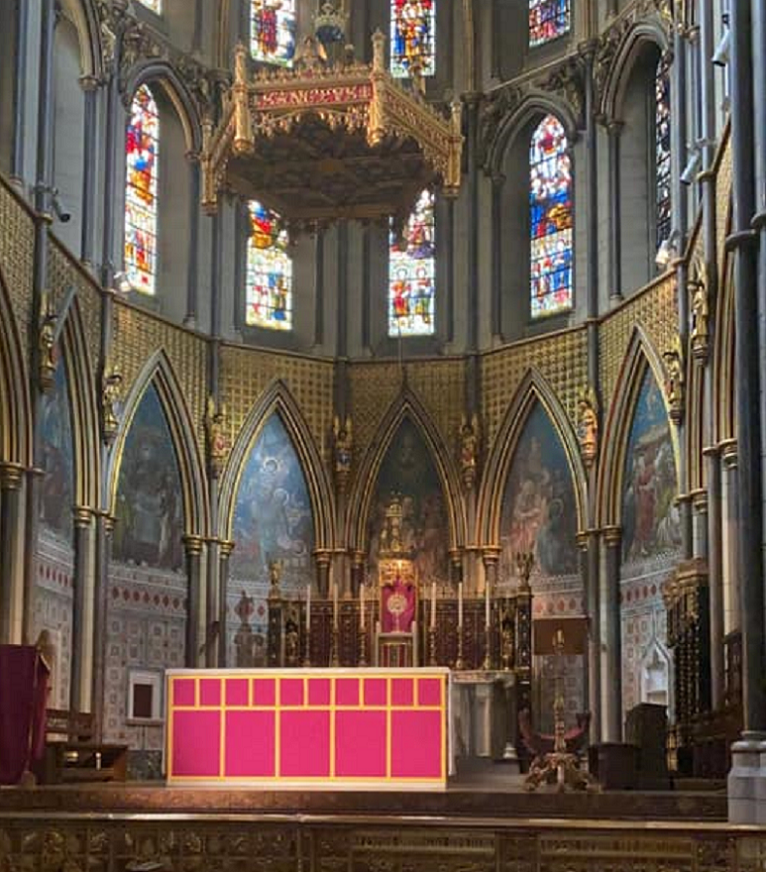 ZEPHYRINUS.: Altar Frontals Enhance The Dignity, Profundity, And Beauty ...