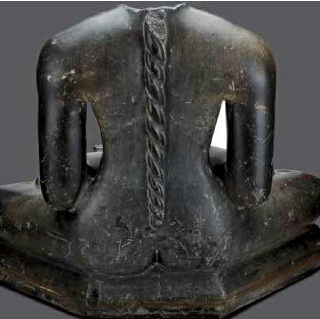 Ancient idols of Lord Mallinath worshiped in female form