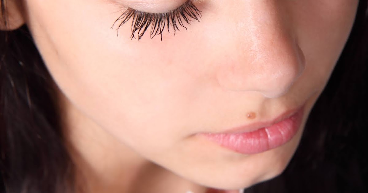 Grow Massive Eyelashes With Green Tea