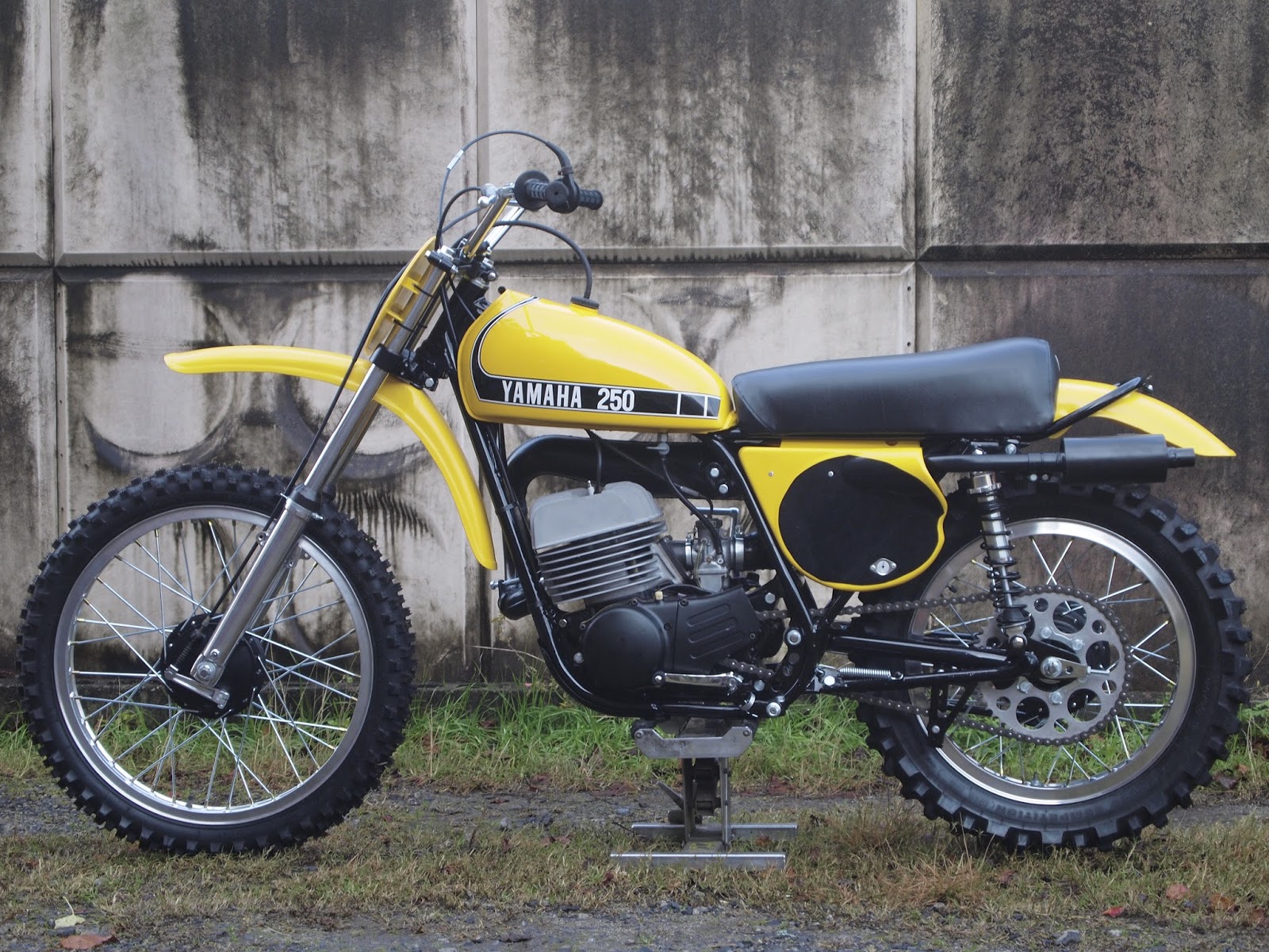 RePLAY MOTO SERVICE BLOG: MX250 完成！
