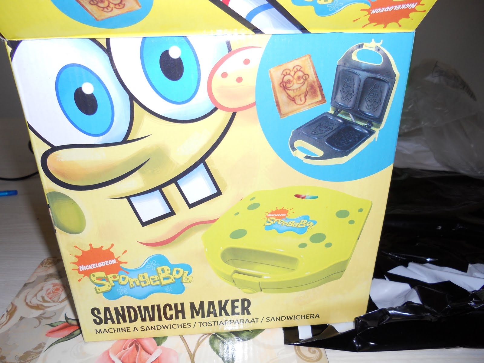 umiyumi2 : our life in perth, WA: Spongebob Squarepants sandwich maker