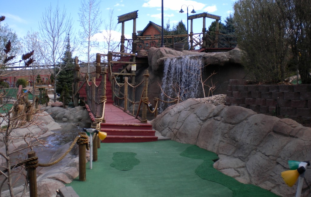 The Ham and Egger Files: Playing Mini Golf at Boondocks Fun Center in ...