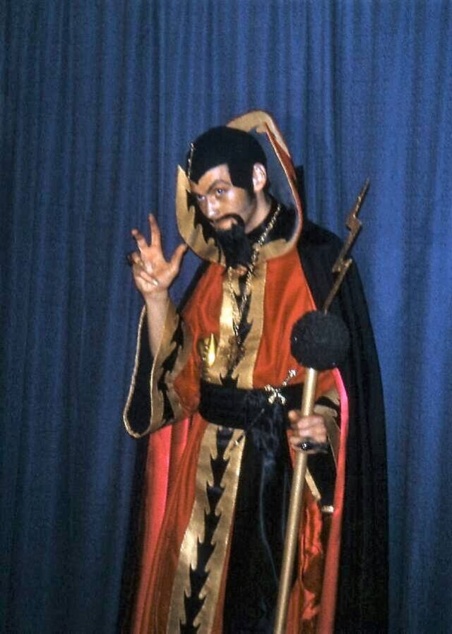 35 Vintage Cosplay Photographs Reveal How Awesome We Used to Be in the ...