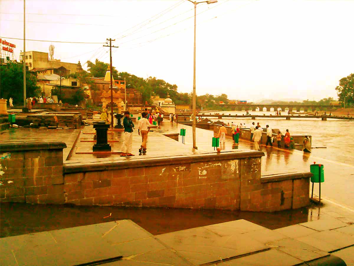 Alandi Temple [Saint Dnyaneshwar samadhi ] - Pune & I