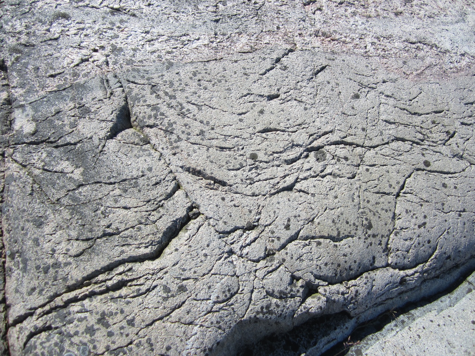 Stonehenge and the Ice Age: Chatter marks and rock mechanics