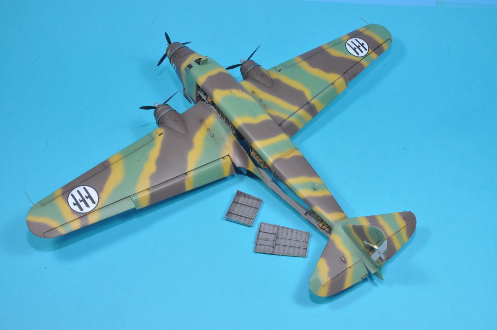 Oldsarges Aircraft Model blog: Philippe Martin Amazing SM-82