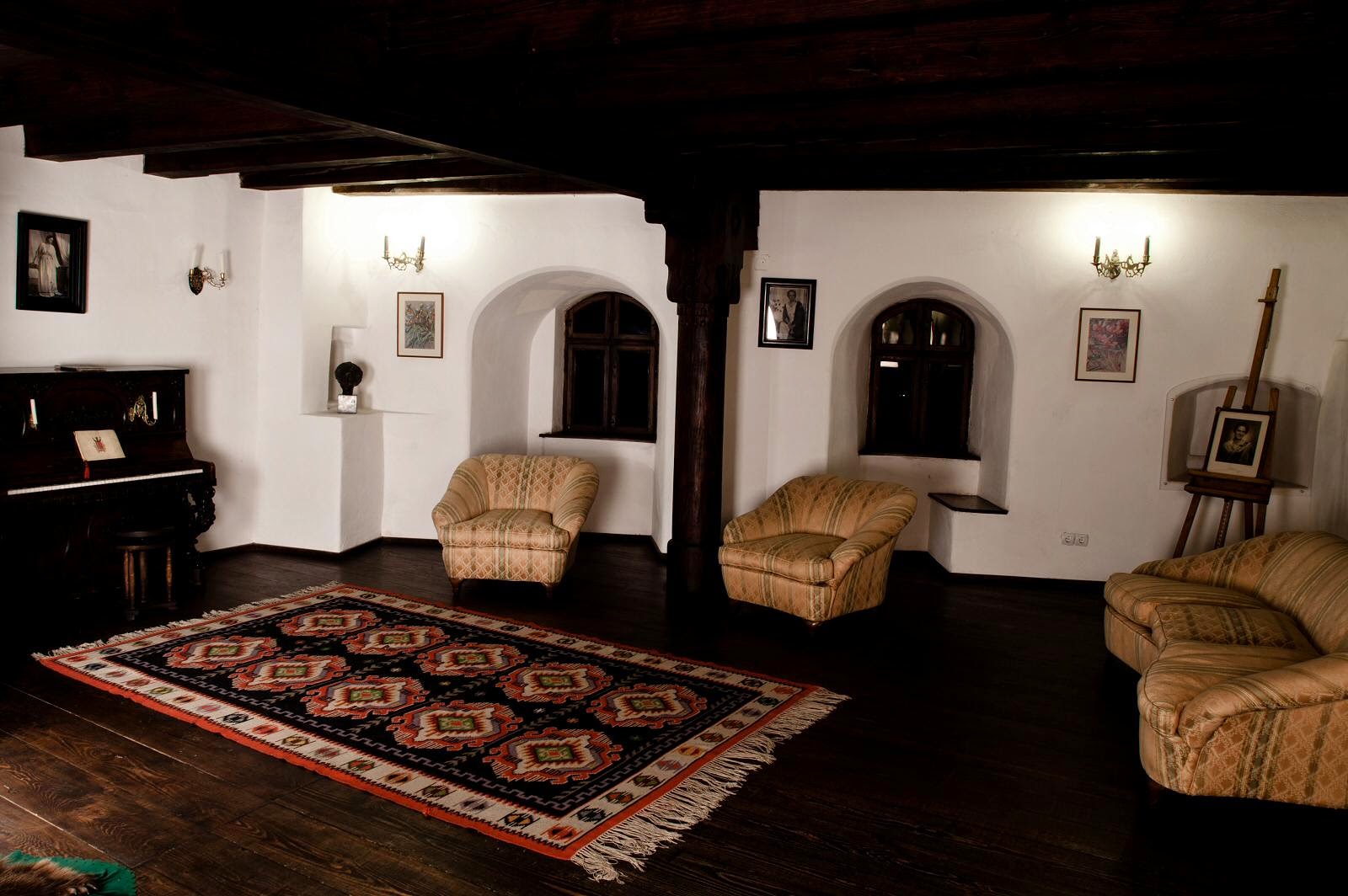 INTO THE VAGUE: Bran Castle and Bram Stoker