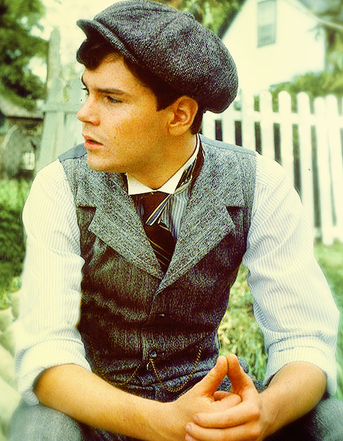 Flowers of Quiet Happiness: Anne of Green Gables :: Discussion Post #2