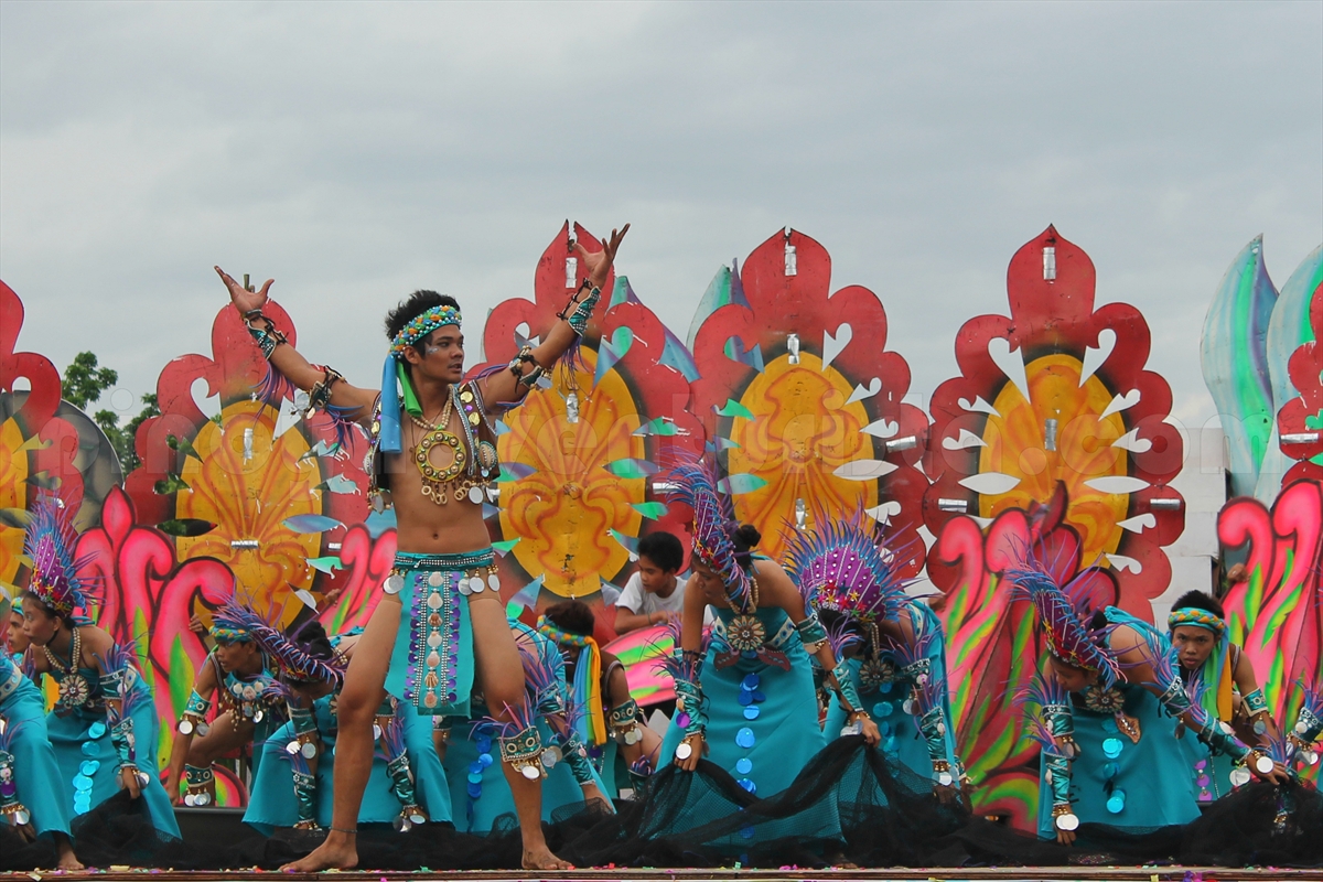 Pinoy Festivals: Pintados-Kasadyaan Festival 2013 in Tacloban City ...