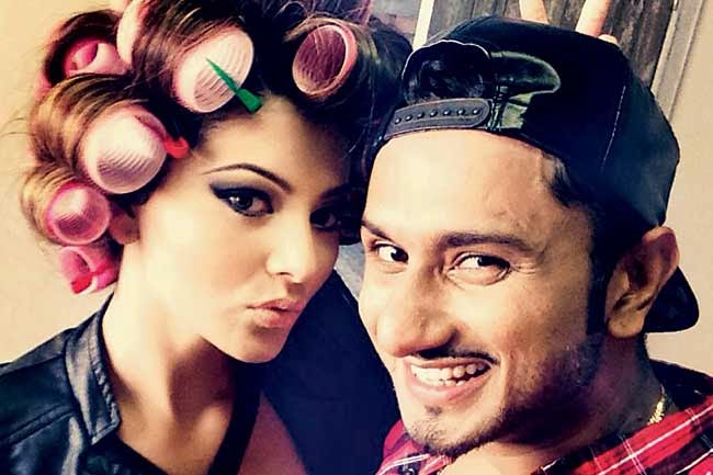 Love Dose Yo Yo Honey Singh Song Lyrics MP3 VIDEO DOWNLOAD love-dose-yo-yo-honey-singh-song-lyrics-mp3-video-download