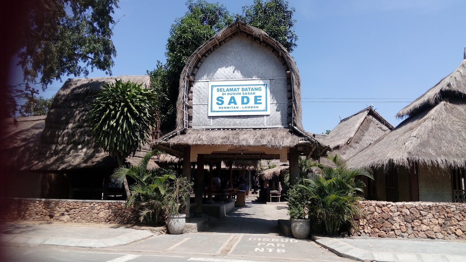 Overview of Lombok's Culture - Sasak People and Sade Village | Dorsett Pink