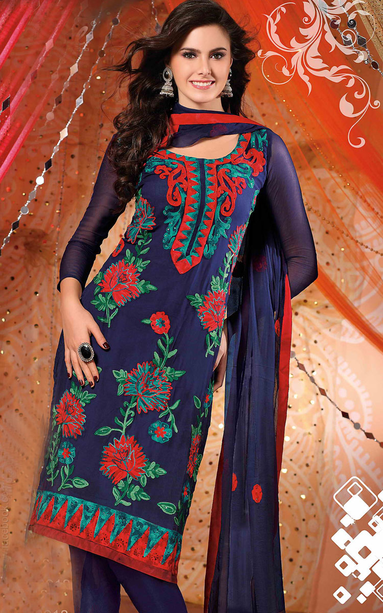 Tourist Attraction India: Indian Traditional Dress Salwar kameez