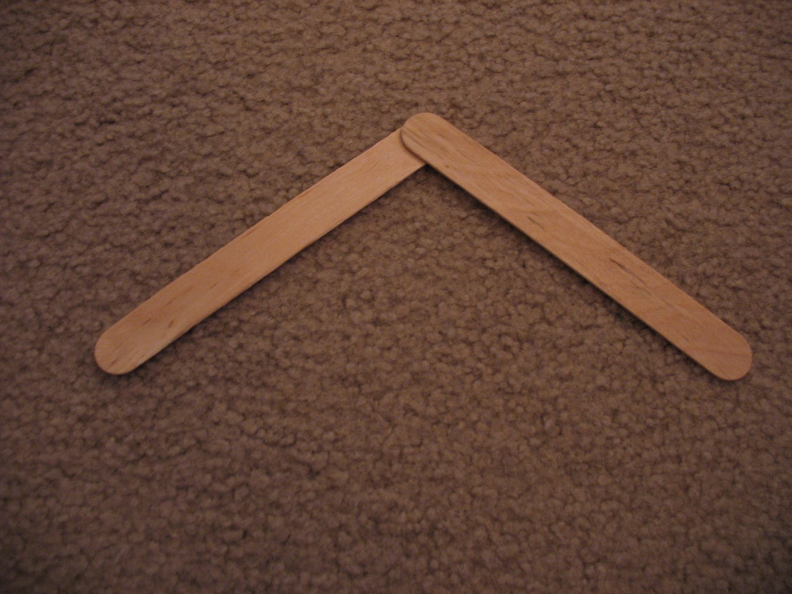 The Geeky Loft: Popsicle Stick Snowflakes