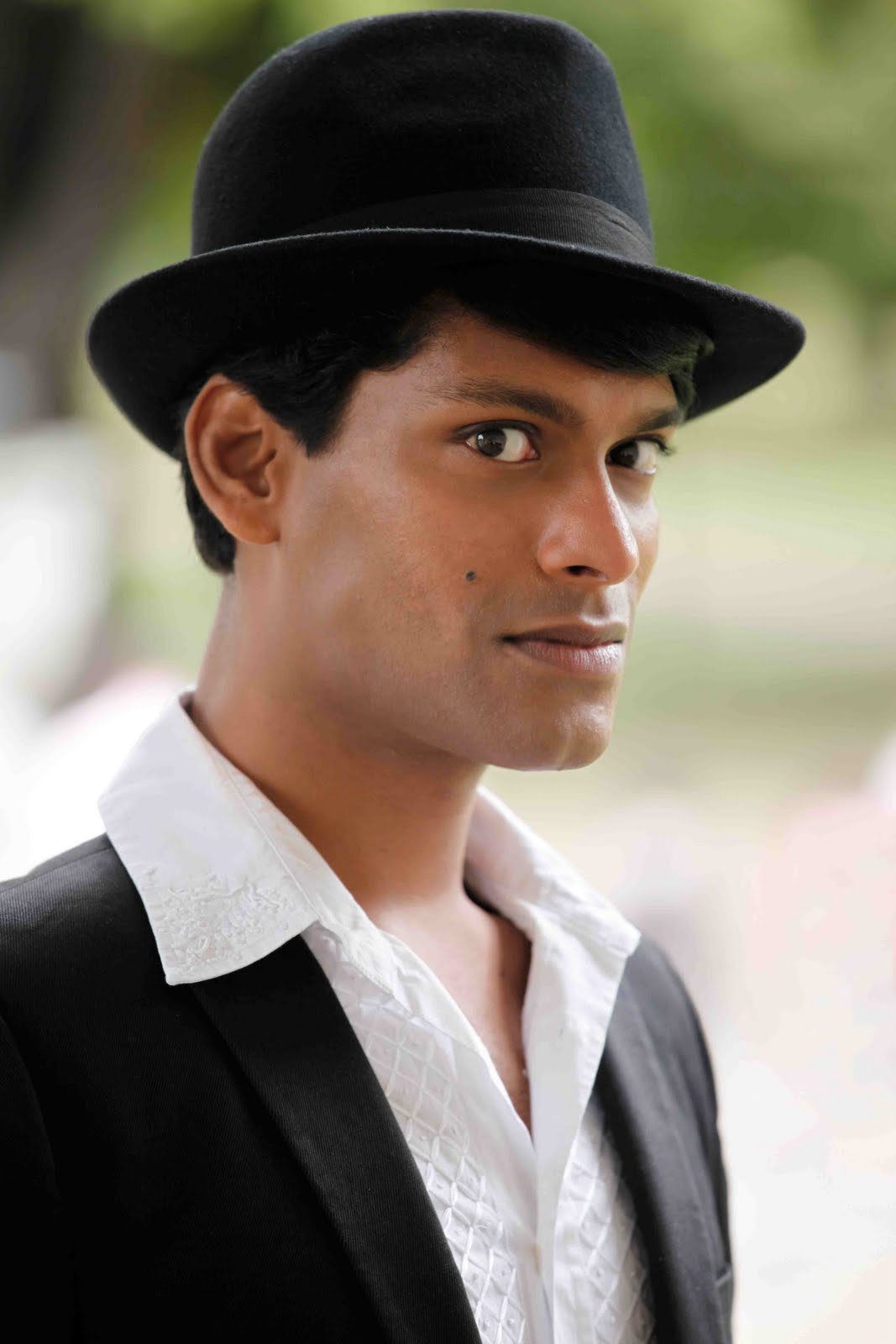 Emmanuel Ray: Socialite Evenings at Sensation Modern International ...