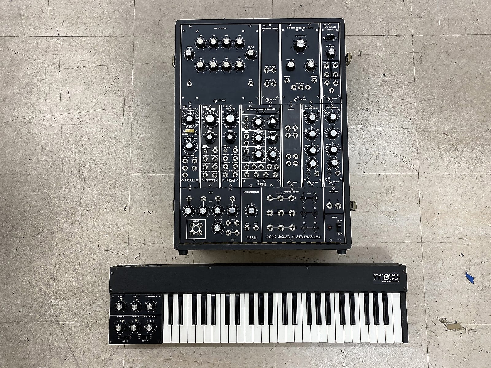 MATRIXSYNTH: 1972 Original Modular Moog Model 12