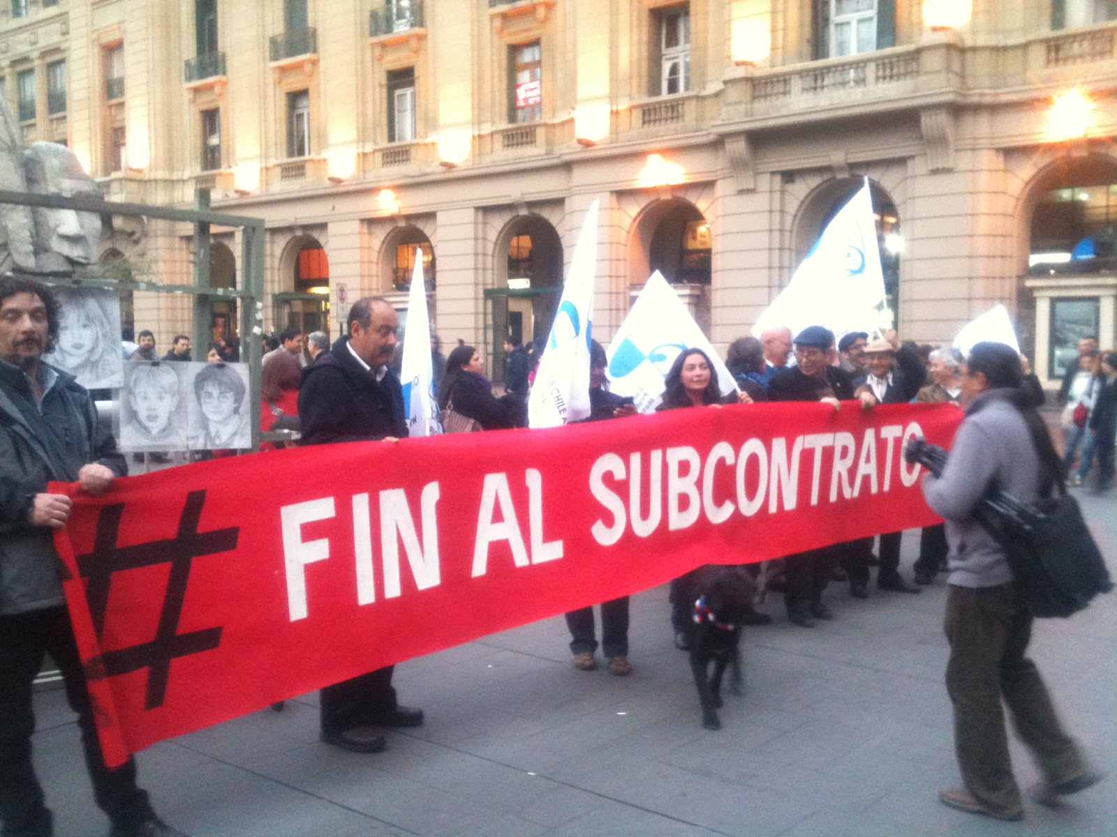 subcontratados del retail: 30 mil profesores a contrata en Chile es la ...