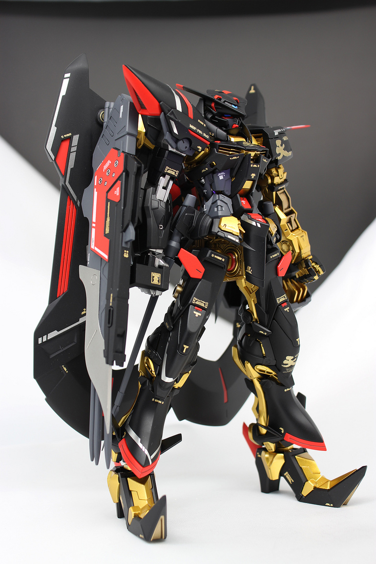 GUNDAM GUY: 1/100 Gundam Astray Gold Frame Amatsu Mina - Customized Build