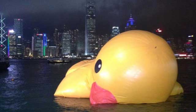 Nothing To Do With Arbroath: Disappointment as giant rubber duck drowns ...