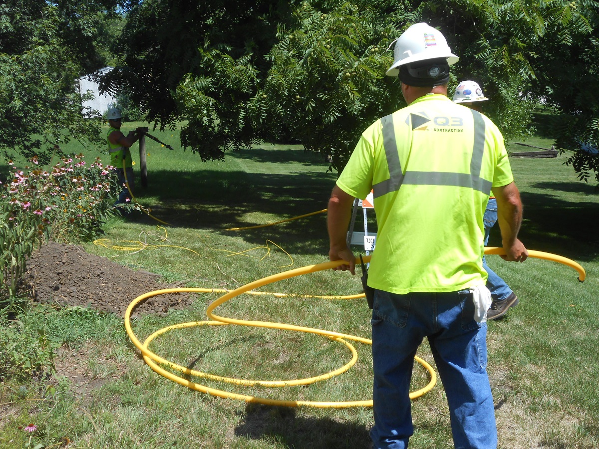 The Lucas Countyan: Sidewalk superintending the new gas line ....