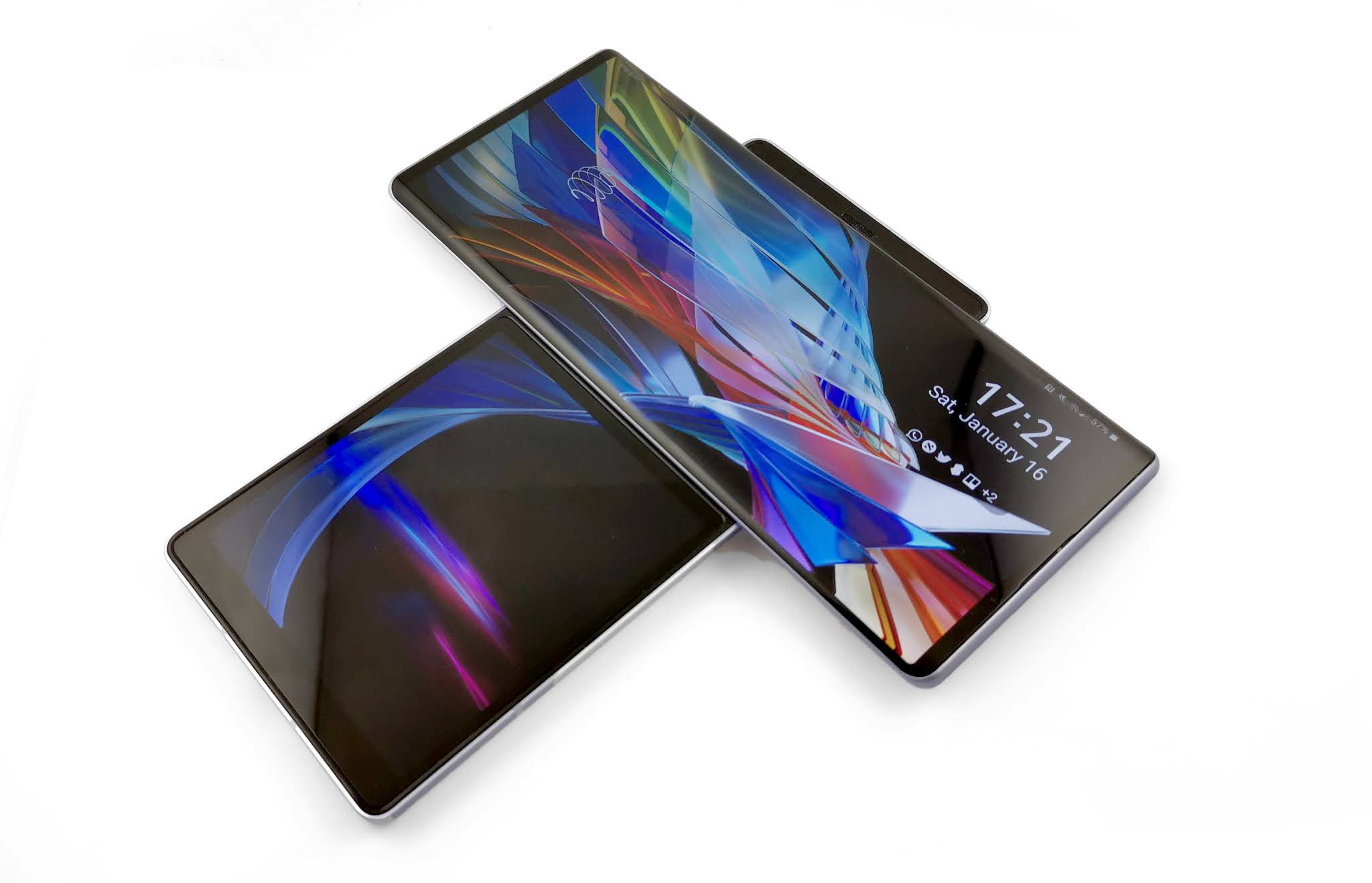 כזה ניסיתי: LG Wing