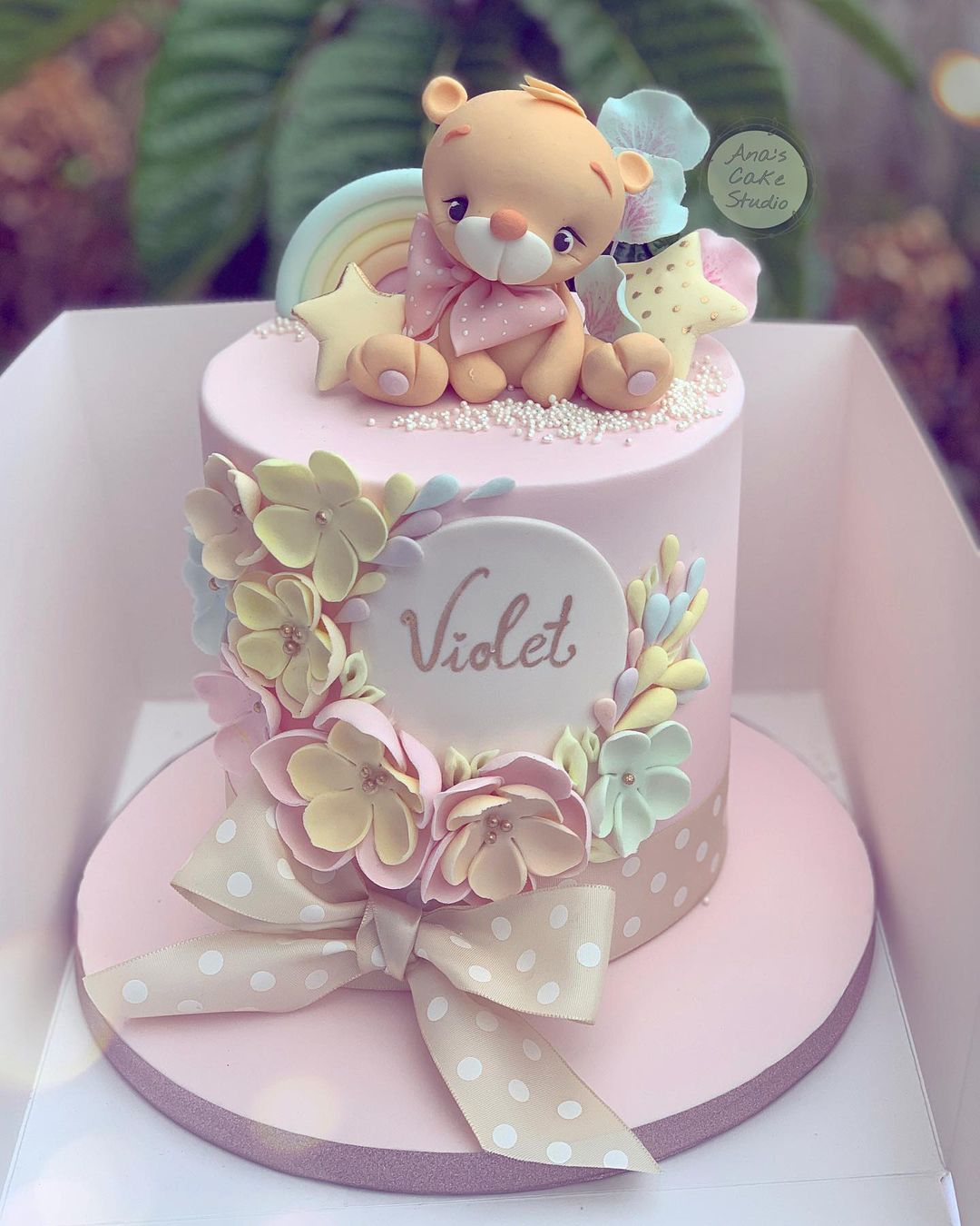 20 Ana's Studio Cake designs that are overly cute. / MÉLÒDÝ JACÒB