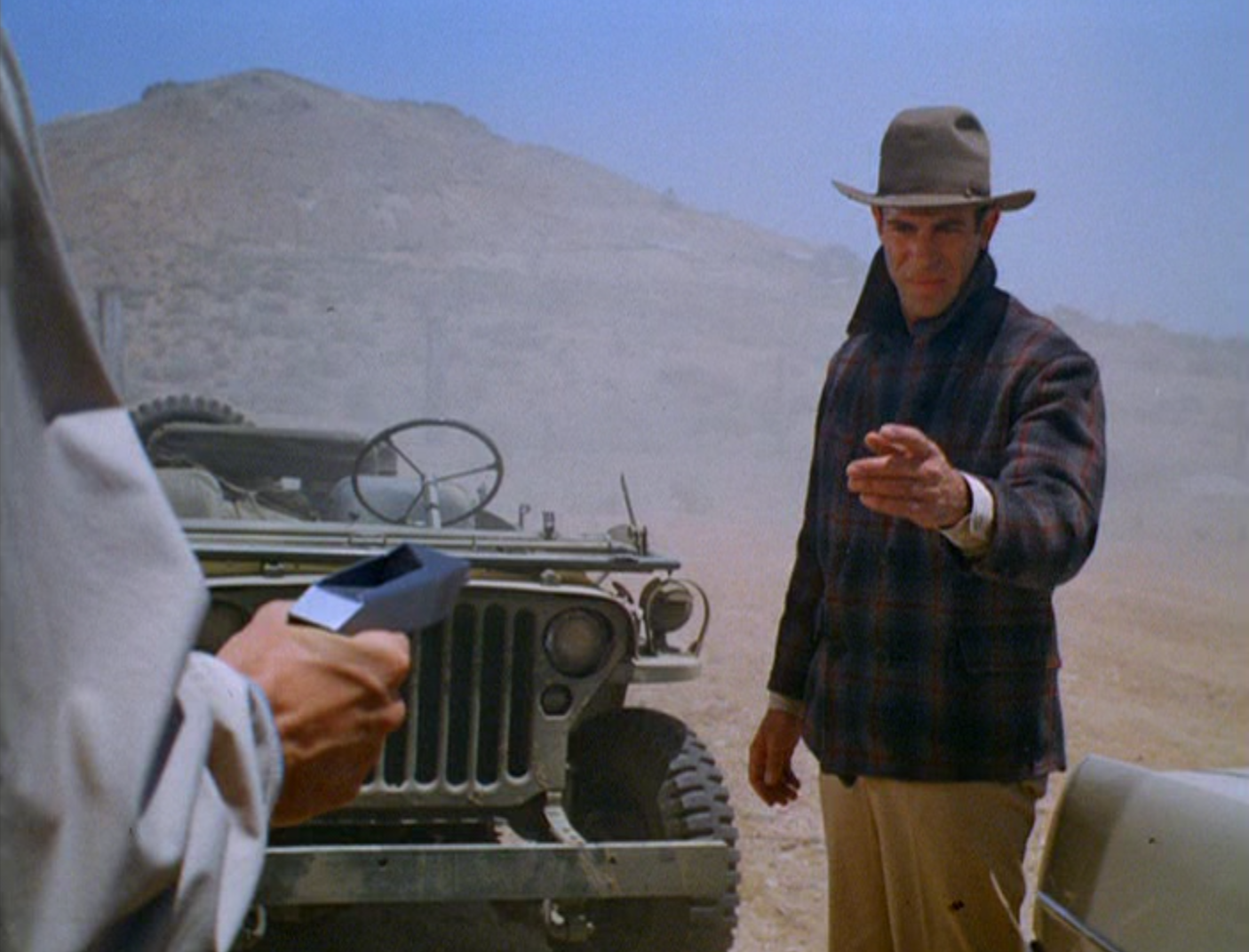 THE INVADERS: Episode 22: The Enemy - 10/3/67