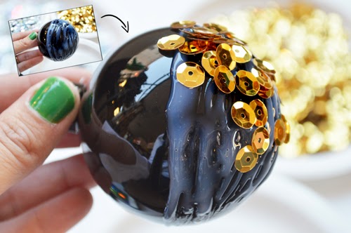 iLoveToCreate Blog: How To Make Sequin Ornaments