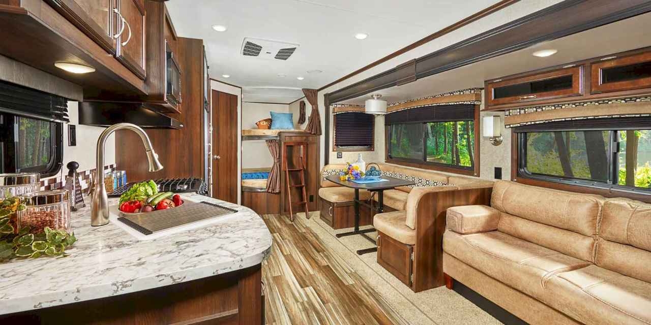 65+ Fantastic Clever RV Living Ideas and Design Tips | ARA HOME