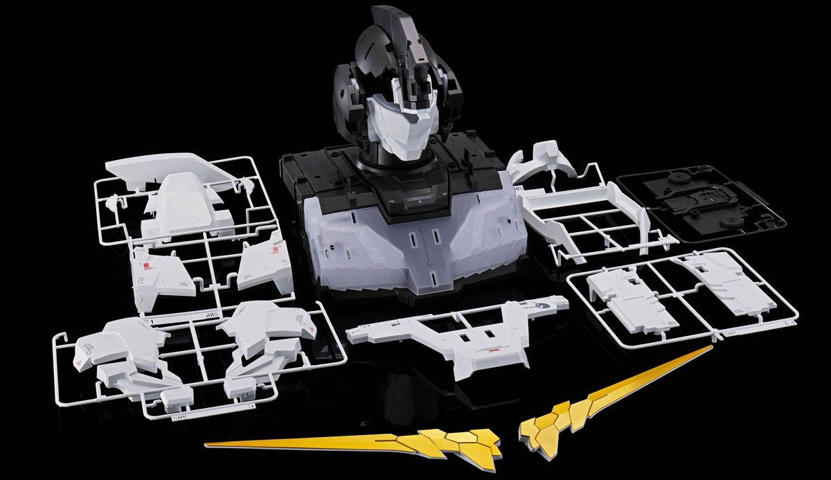 P-Bandai: Real Experience Model RX-0 Unicorn Gundam (AUTO TRANSFORM ...