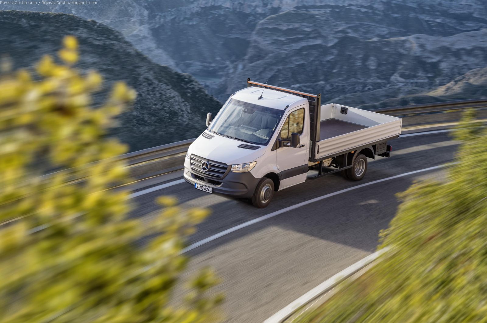 Revista Coche: Llega la nueva Mercedes-Benz Sprinter 2019