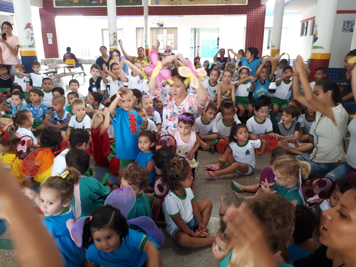 EMEI Gérson Pires da Silva: SEXTA SHOW: CRECHE II "B" E CRECHE III"B"