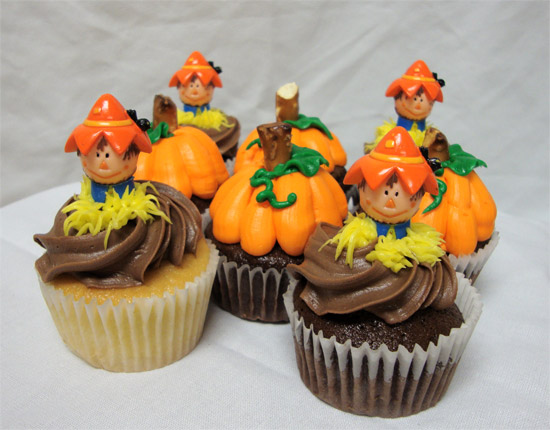 Crafty Girl Squared: Tuesday Ten- Fall Cupcakes!