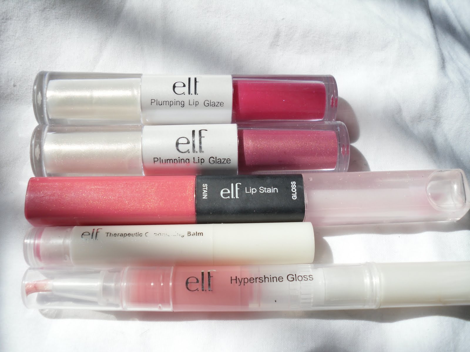 All that glitters....: Review - E.L.F (Lips)