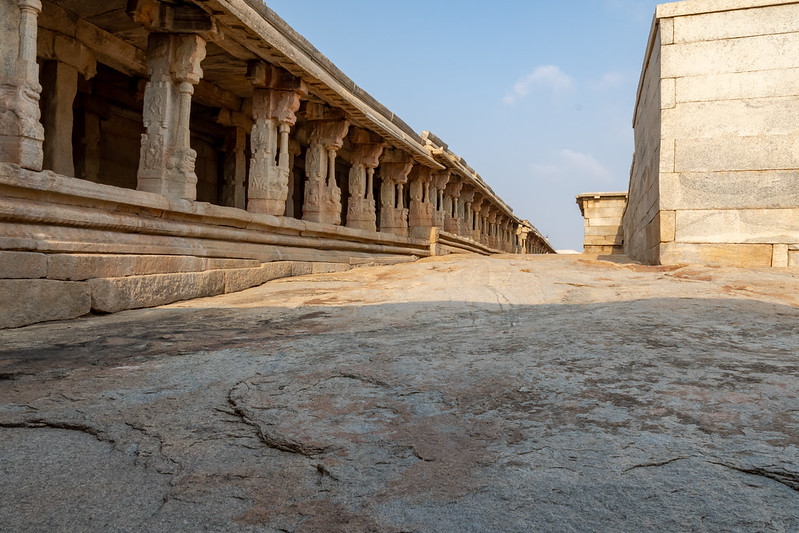 Hanging Pillar of Lepakshi Temple