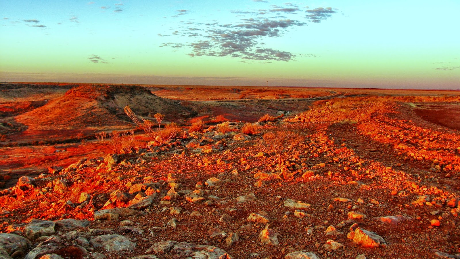 Gone Camping Australia: Desert sunset outback Queensland