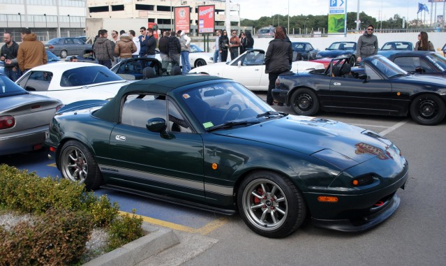 JDMbits: Gallery: Miata Parade At Mymx5 Annual Meet!