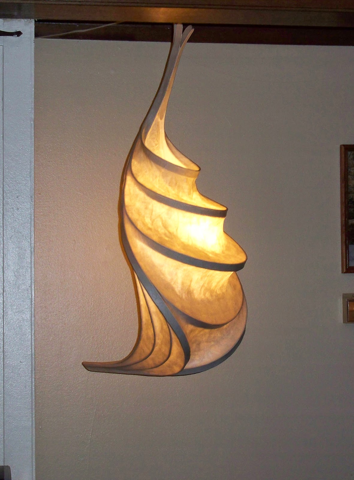 Kent Davis Illuminated Art: Gallery: Ceiling and Pendant Sculptures