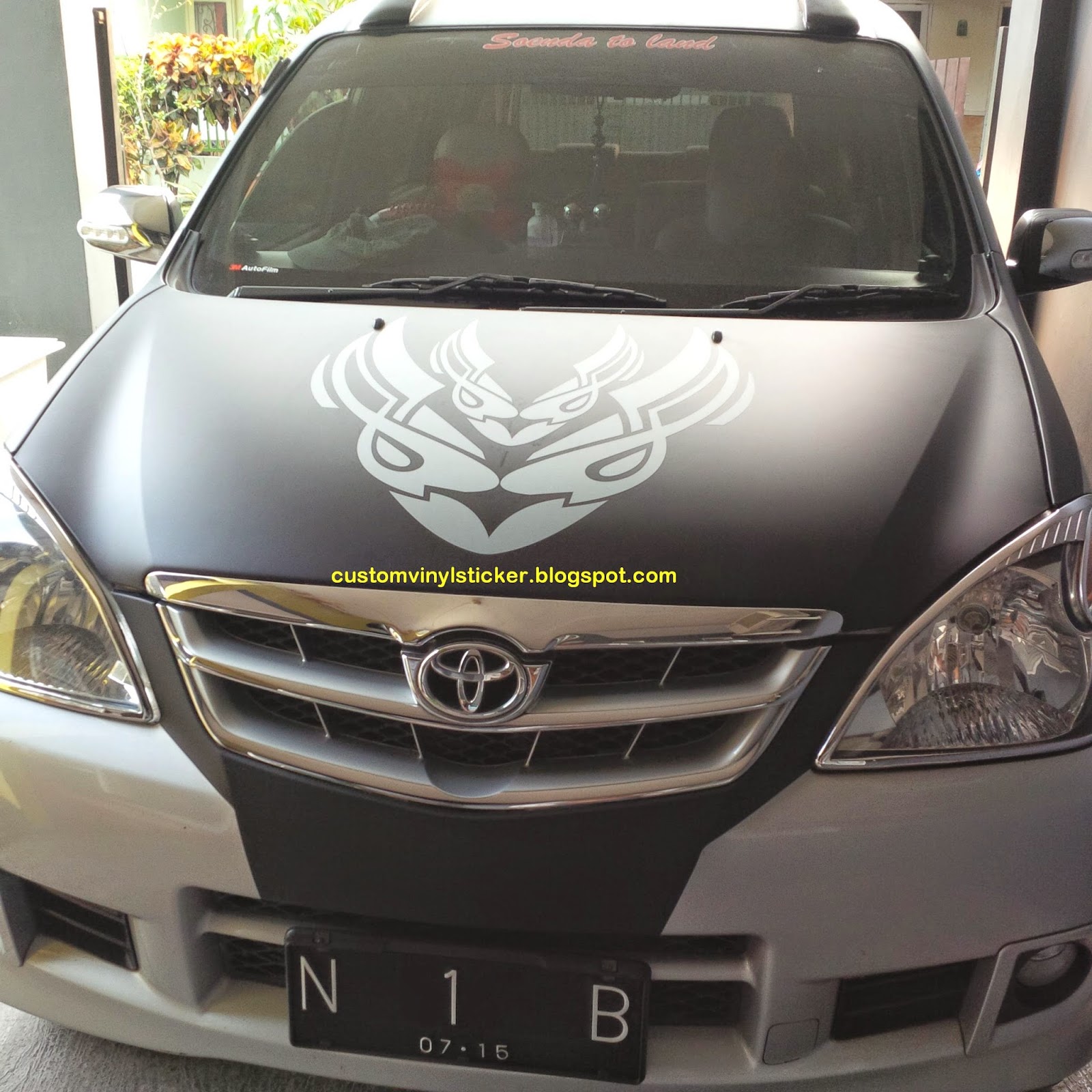 STICKRENZ: Toyota Avanza Silver - Custom Grey Mate Sticker on Hood